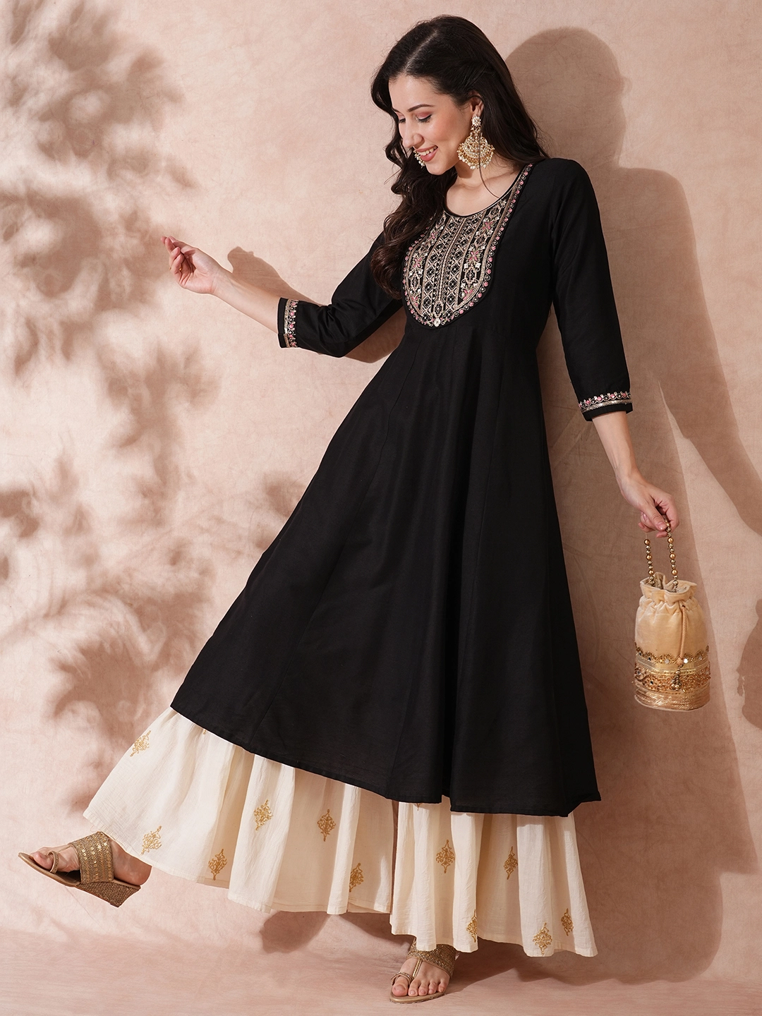 Buy - Women's Black Festive Printed Regular Fit Kurta online - Zilo ...